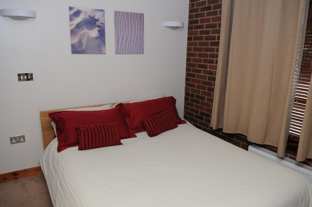 Hogs Head Hotel, Nottingham - UK Hotels and Breaks